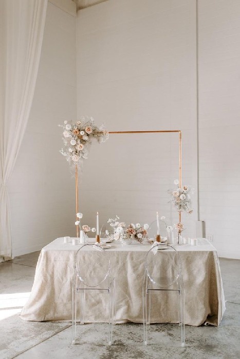 Copper Arch :: Classy Elegant Events